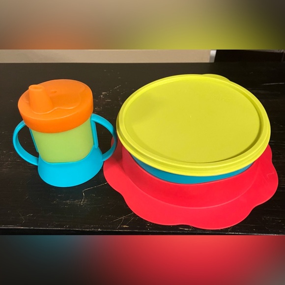 Tupperware | Kitchen | Tupperware Tupper Kids Feeding Set Red Blue ...